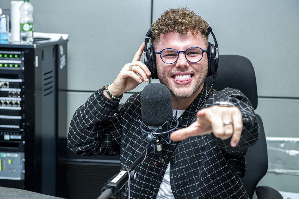 A fresh-faced Christmas at BBC Radio 1. - Tracey Welch